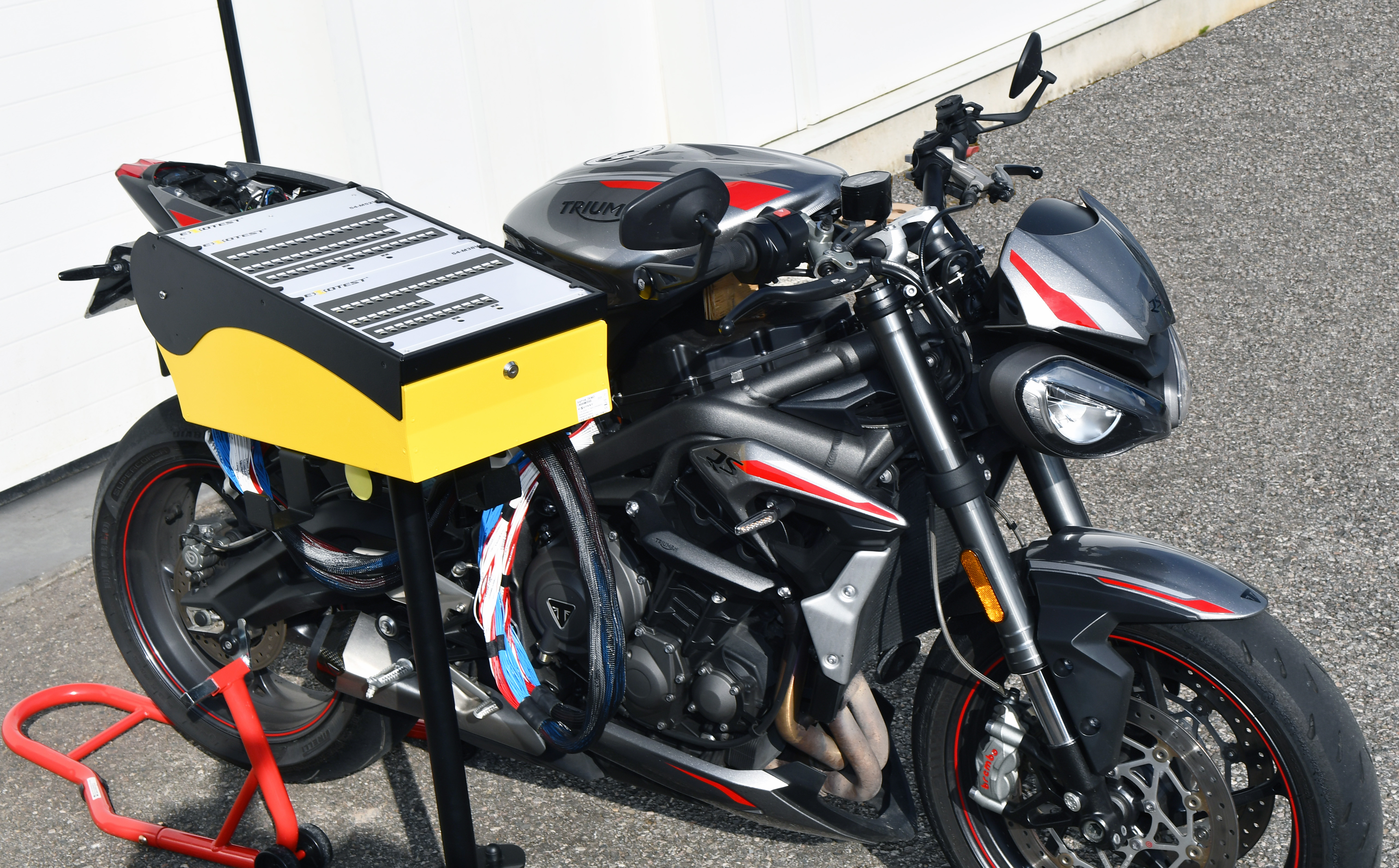 Breakdown boxes and harnesses - Motorcycle applications